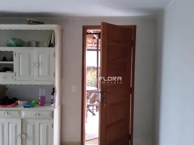 Casa com 5 dormitórios à venda por R$ 750.000,00 Sape Niterói/RJ