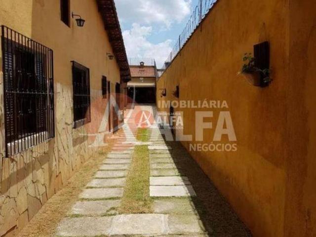 Casa com 5 Dormitórios Bairro Outeiro de Passagarda Cotia SP