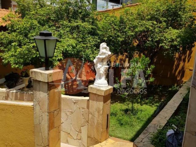 Casa com 5 Dormitórios Bairro Outeiro de Passagarda Cotia SP