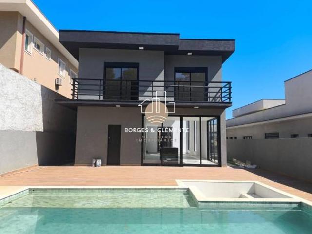 Casa com 5 Dormitórios e Mobília Planejada no Figueira Garden Atibaia