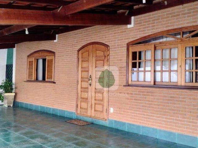 Casa com 5 dormitórios e piscina à venda, 160 m² por R$ 2.000.000 Centro São Bento do Sapucaí/SP