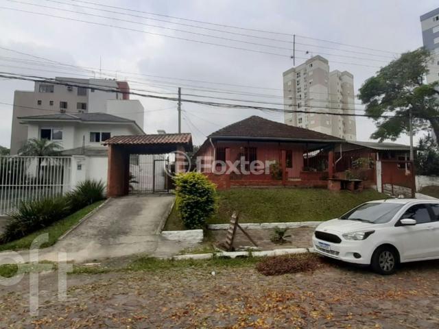 Casa com 5 dormitórios em Novo Hamburgo