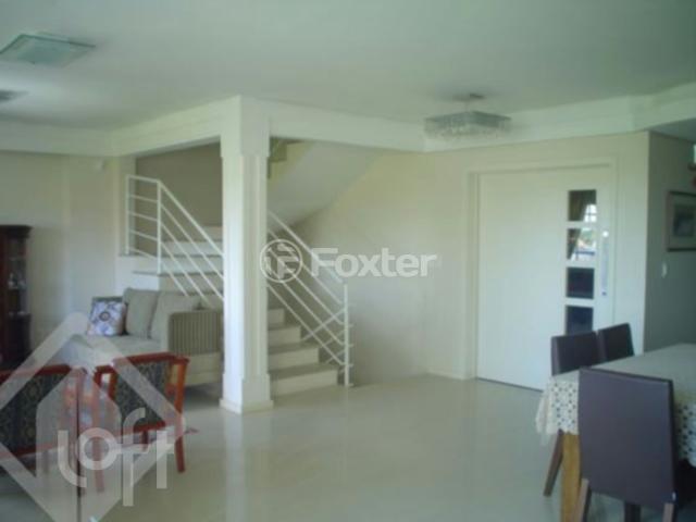 Casa com 5 dormitórios em Porto Alegre
