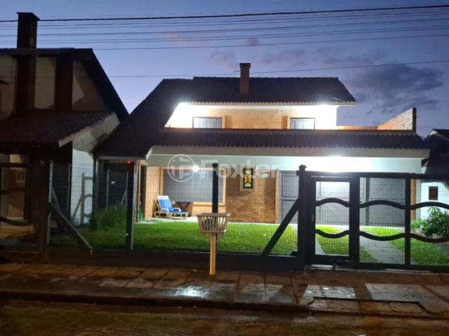 Casa com 5 dormitórios em Xangri Lá