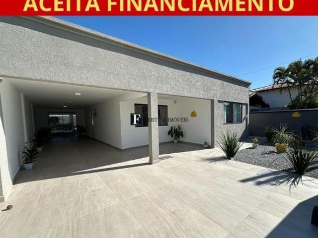 Casa com 5 dormitórios perto do mar Matinhos