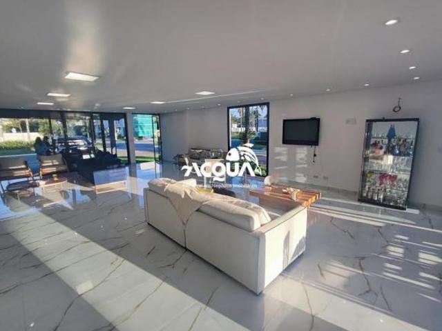 Casa com 5 dormitórios reformada Jardim Acapulco