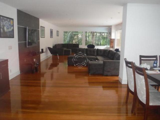 Casa com 5 dormitórios suítes à venda, 1010 m² por R$ 4.200.000 Residencial Tamboré Barueri/SP
