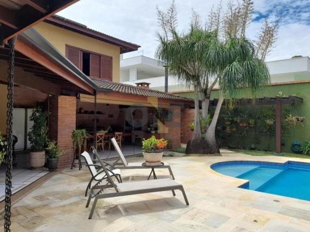 Casa com 5 dormitórios, sendo 2 suítes à venda Granja Viana Carapicuíba/SP