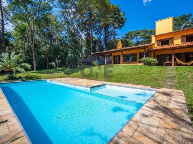 Casa com 5 dormitórios, sendo 2 suítes para venda Granja Viana Cotia/SP
