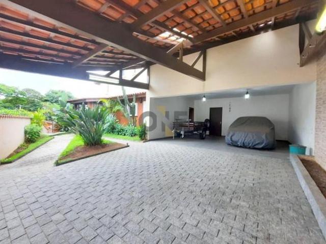 Casa com 5 dormitórios, sendo 3 suíte para venda Granja Viana Cotia SP