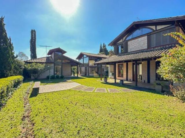 Casa com 5 dormitórios, sendo 3 suítes para venda Embu das Artes SP