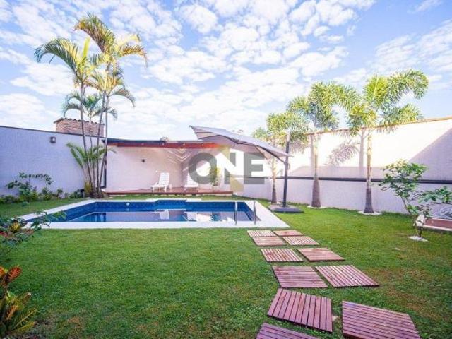 Casa com 5 dormitórios, sendo 3 suítes para venda na região Granja Viana Cotia SP