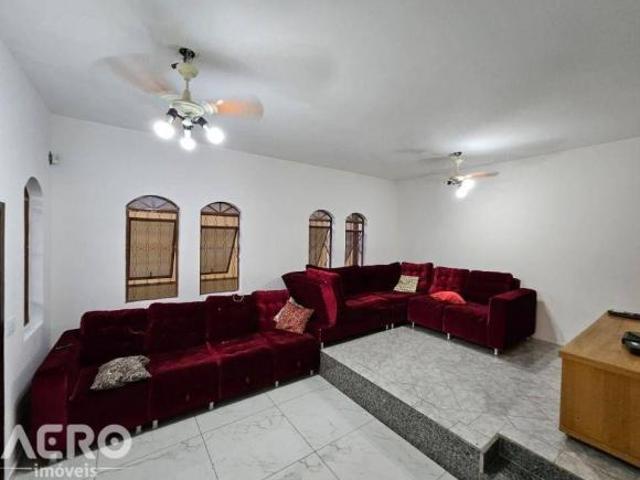 Casa com 5 dormitórios, 200 m² venda ou aluguel Jardim Estoril Bauru/SP