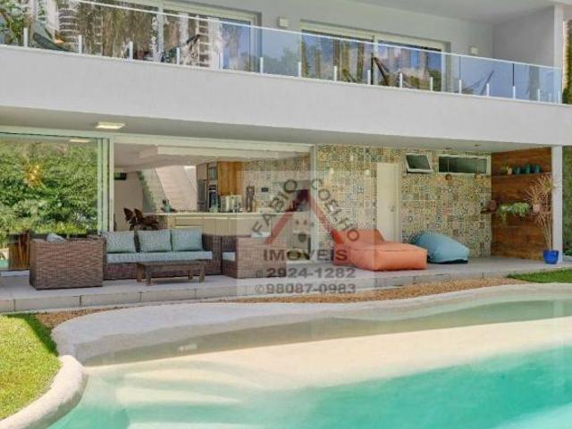 Casa com 5 dormitórios 5 suítes estuda permuta à venda, 469 m² por R$ 4.900.000 Jardim Marajoa
