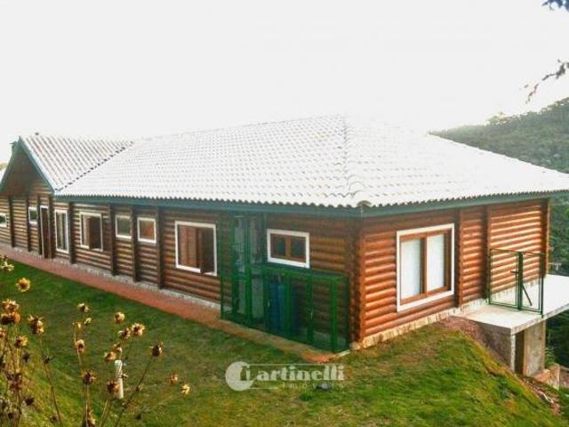 Casa com 5 dorms, Centro, Campos do Jordão R$ 2 mi