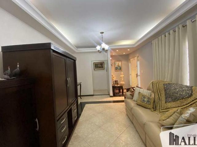 Casa com 5 dorms, Vila Aurora, São José do Rio Preto R$ 1.3 mi, Cod: 10773