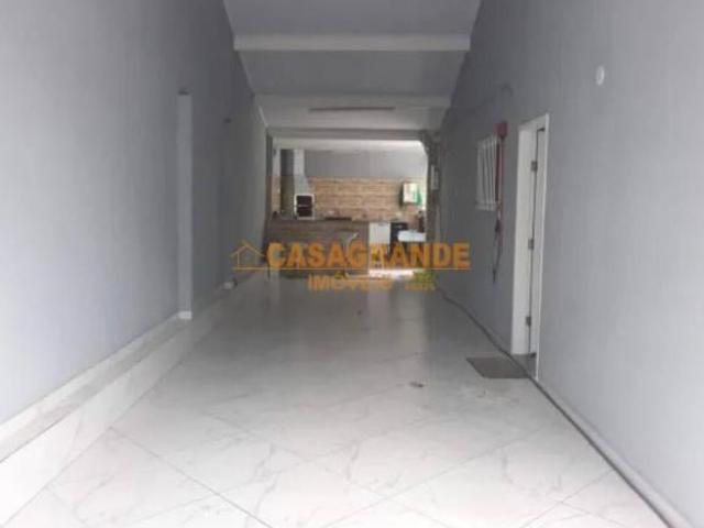 Casa com 5 quartos 185 m² Vila Tesouro