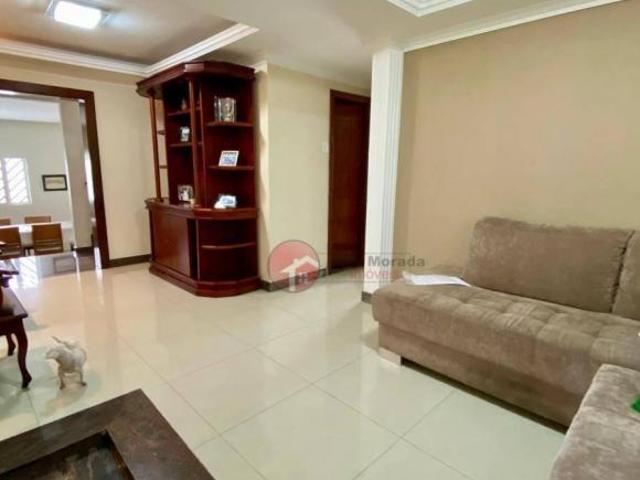 CASA COM 5 QUARTOS, 278 M² A VENDA NO BAIRRO ALIPIO DE MELO