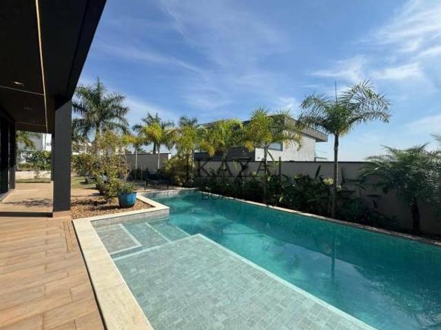 Casa com 5 quartos, 450 m² no Condomínio Alphaville Nova Esplanada na cidade de Votorantim/SP