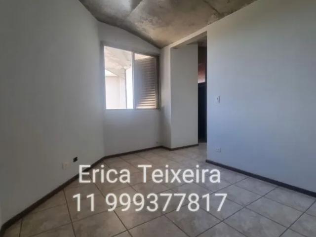 Casa com 5 quartos 4 vagas metrô Vl Sônia FL35