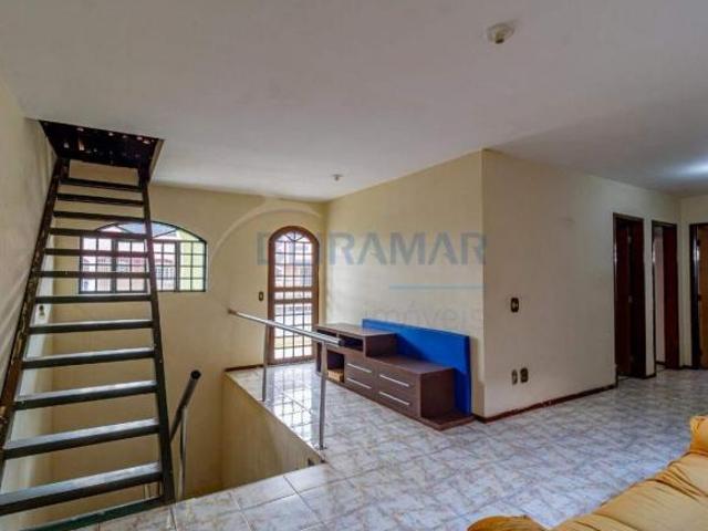 Casa com 5 Quartos, 4 Banheiros, 4 Vagas de Garagem à Venda na QNG 39 Taguatinga Norte