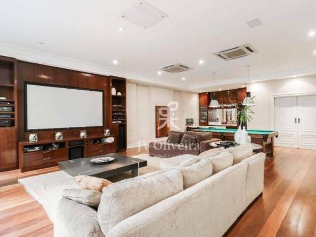 Casa com 5 Quartos, 766 m² venda por R$ 12.700.000 ou aluguel por R$ 74.980/mês Jardim Guedala