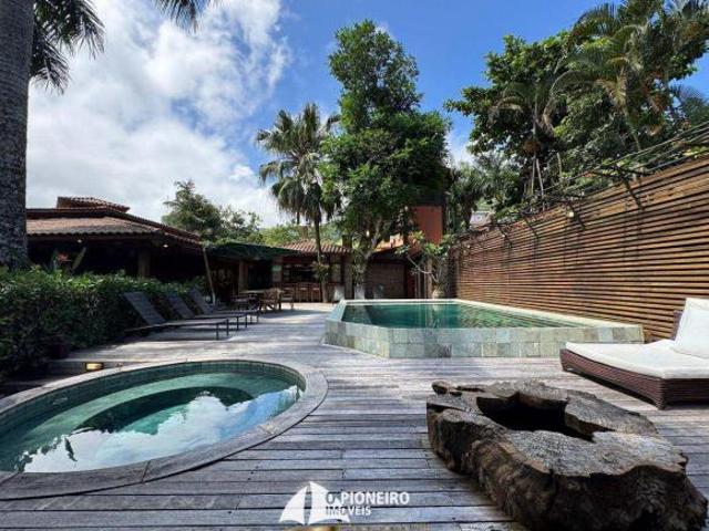 Casa com 5 quartos, Camburi, São Sebastião R$ 7.95 mi, Cod: 3909