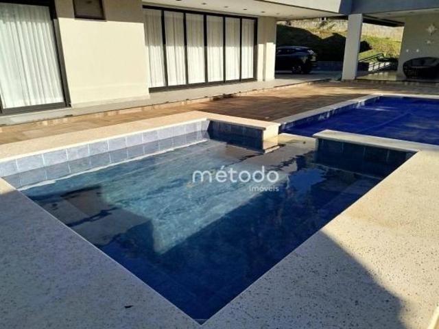 Casa com 5 quartos à venda, 400 m² por R$ 4.800.000 Condomínio Residencial Alpes de Guararema Gu