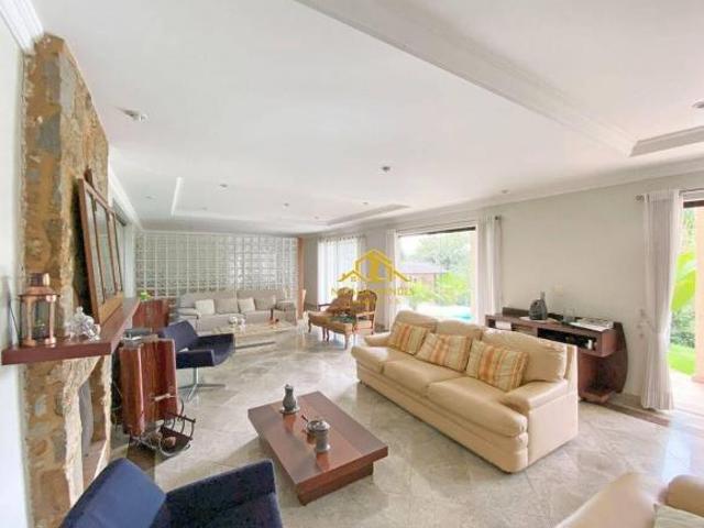 Casa com 5 quartos à venda, 471 m² por R$ 2.890.000 Granja Viana Villa Vianna Cotia/SP