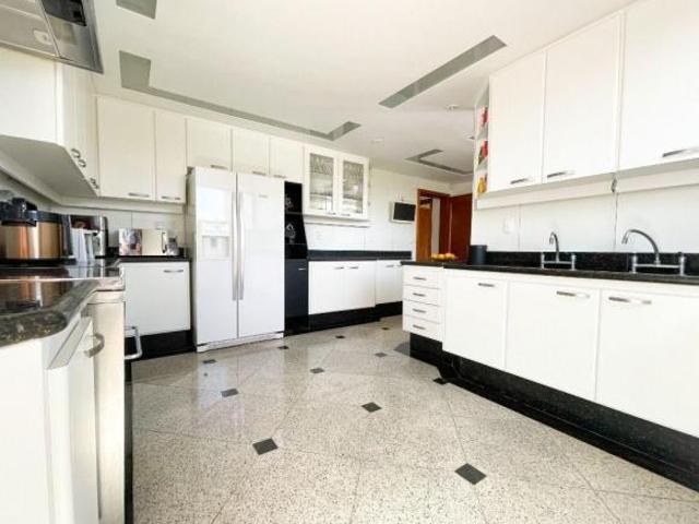 Casa com 5 quartos à venda, 650 m² por R$ 2.290.000 Parque Imperial Juiz de Fora/MG