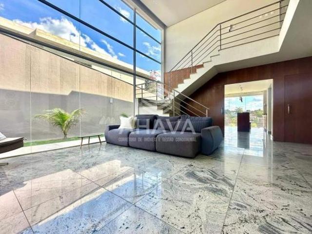 Casa com 5 Quartos à Venda, 1000m², Trevo, próximo à Avenida Otacílio Negrão de Lima