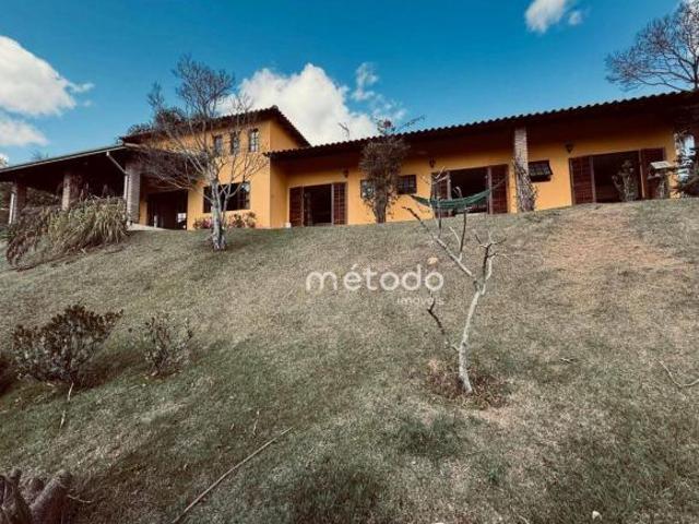 Casa com 5 quartos à venda, 229 m² por R$ 1.200.000 Condomínio Residencial Granja Virginia Guara