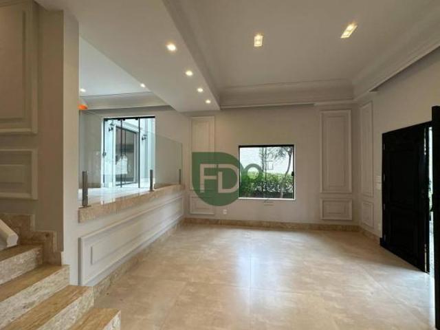 Casa com 5 quartos à venda, 290 m² por R$ 2.300.000 Iate Clube de Americana Americana/SP