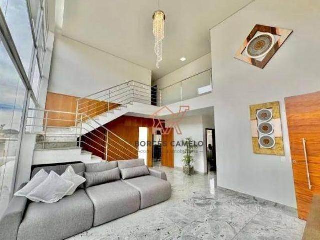 Casa com 5 quartos à venda, 304 m² por R$ 2.200.000 Trevo Belo Horizonte/MG