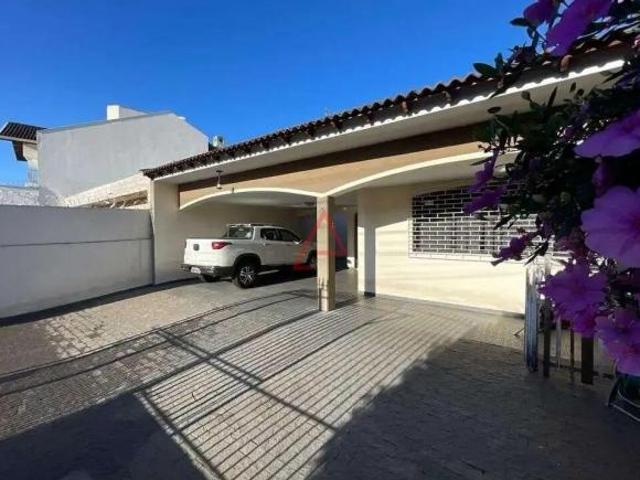 Casa com 5 Quartos à Venda, 321m² por R$750.000,00, Jardim Boa Vista, Londrina PR