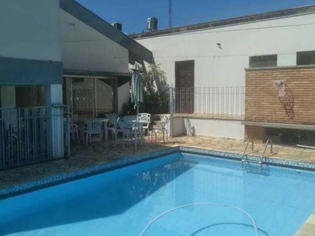 Casa com 5 quartos à venda Centro Salto/SP