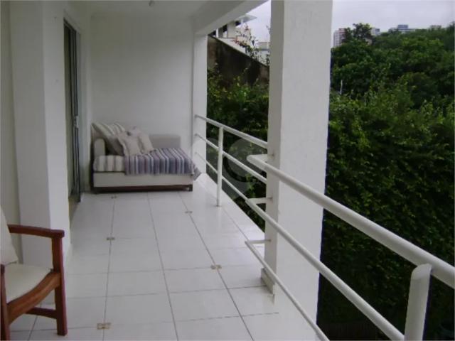 Casa com 5 quartos à venda em Vila Inah SP