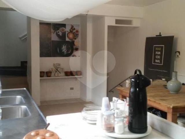 Casa com 5 quartos à venda em Vila Tramontano SP