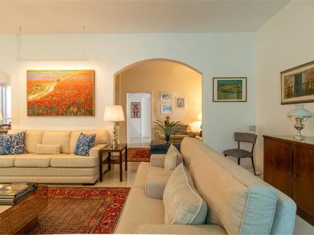 Casa com 5 quartos à venda em Alto De Pinheiros SP