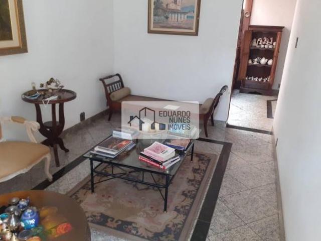 Casa com 5 quartos à venda em Belo Horizonte, no bairro Carmo