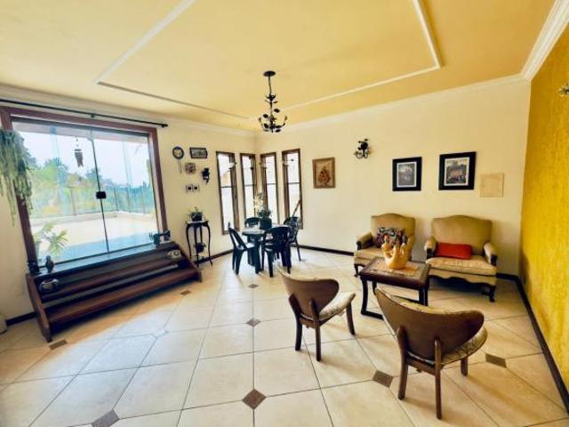 Casa com 5 quartos à venda em Belo Horizonte, no bairro Braúnas
