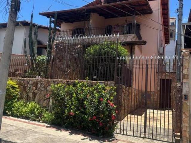 Casa com 5 quartos à venda em Belo Horizonte, no bairro Ipê