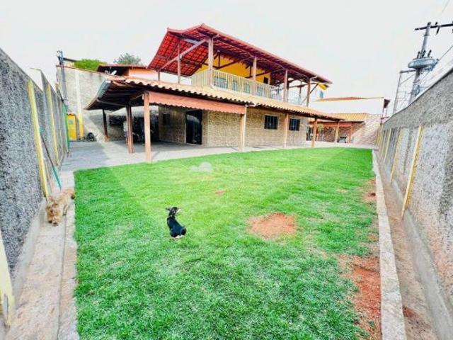 Casa com 5 quartos à venda em Belo Horizonte, no bairro Jardim Dos Comerciários