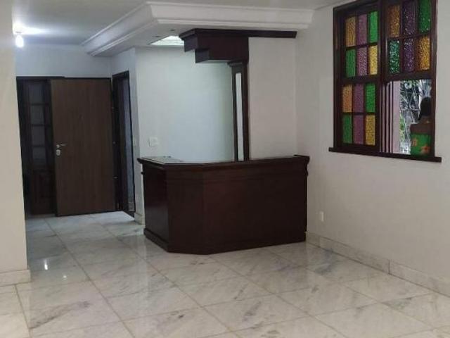 Casa com 5 quartos à venda em Belo Horizonte, no bairro Mangabeiras