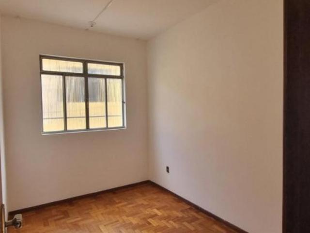 Casa com 5 quartos à venda em Belo Horizonte, no bairro Santa Inês