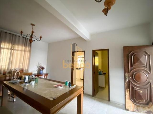 Casa com 5 quartos à venda em Belo Horizonte, no bairro Serrano