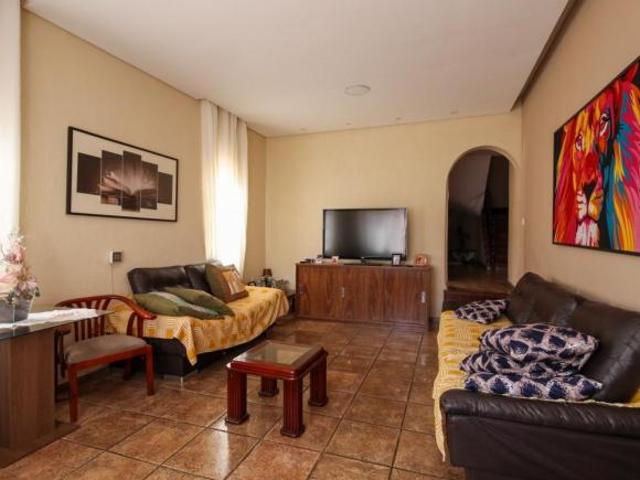 Casa com 5 quartos à venda em Belo Horizonte, no bairro Planalto