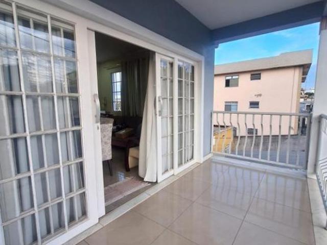 Casa com 5 quartos à venda em Contagem, no bairro Novo Eldorado