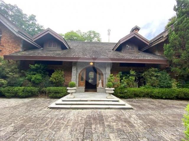 Casa com 5 quartos à venda em Fazenda morumbi SP