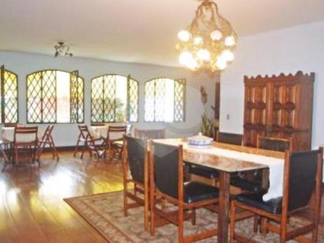 Casa com 5 quartos à venda em Jardim cordeiro SP